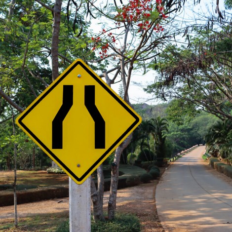 WD.20 Carriageway Narrow Sign | Quality JKR Signboard MY | Welldone