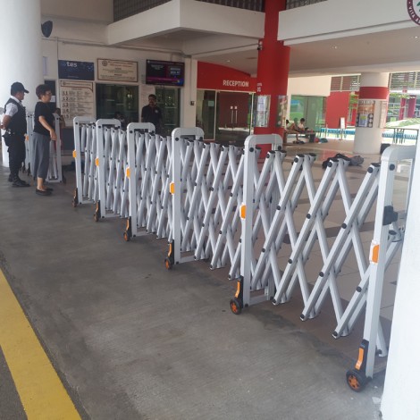 EX-B650A Aluminium Alloy Mobile Expandable Barrier | Welldone
